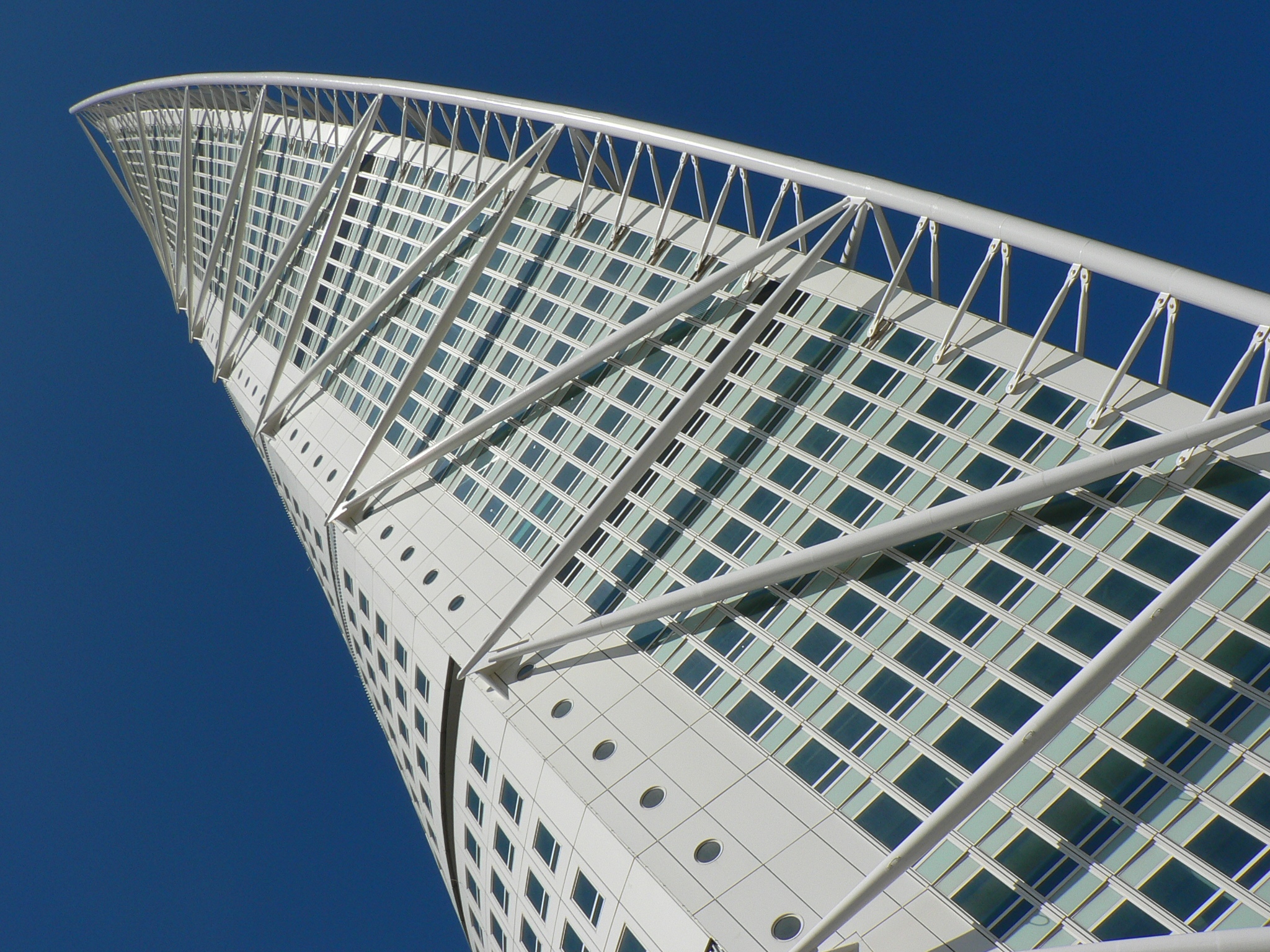 /home/jeremic/public_html/Classes/ENG35/photos/buildings/